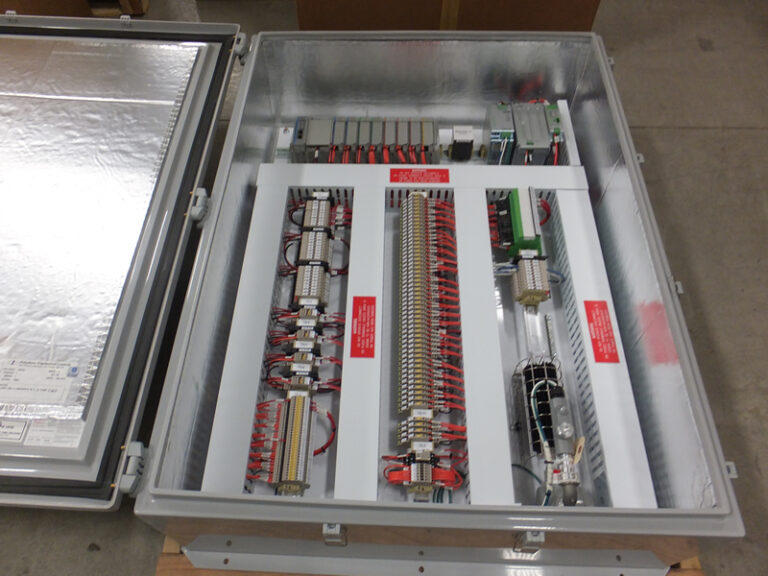 Polyphase Control Panels - Tundra